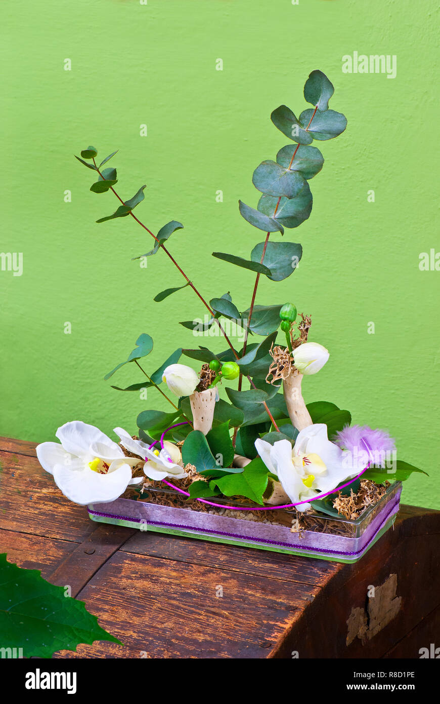 Modern bouquet hi-res stock photography and images - Alamy