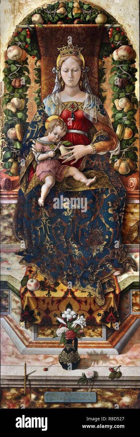 Carlo crivelli madonna hi-res stock photography and images - Alamy