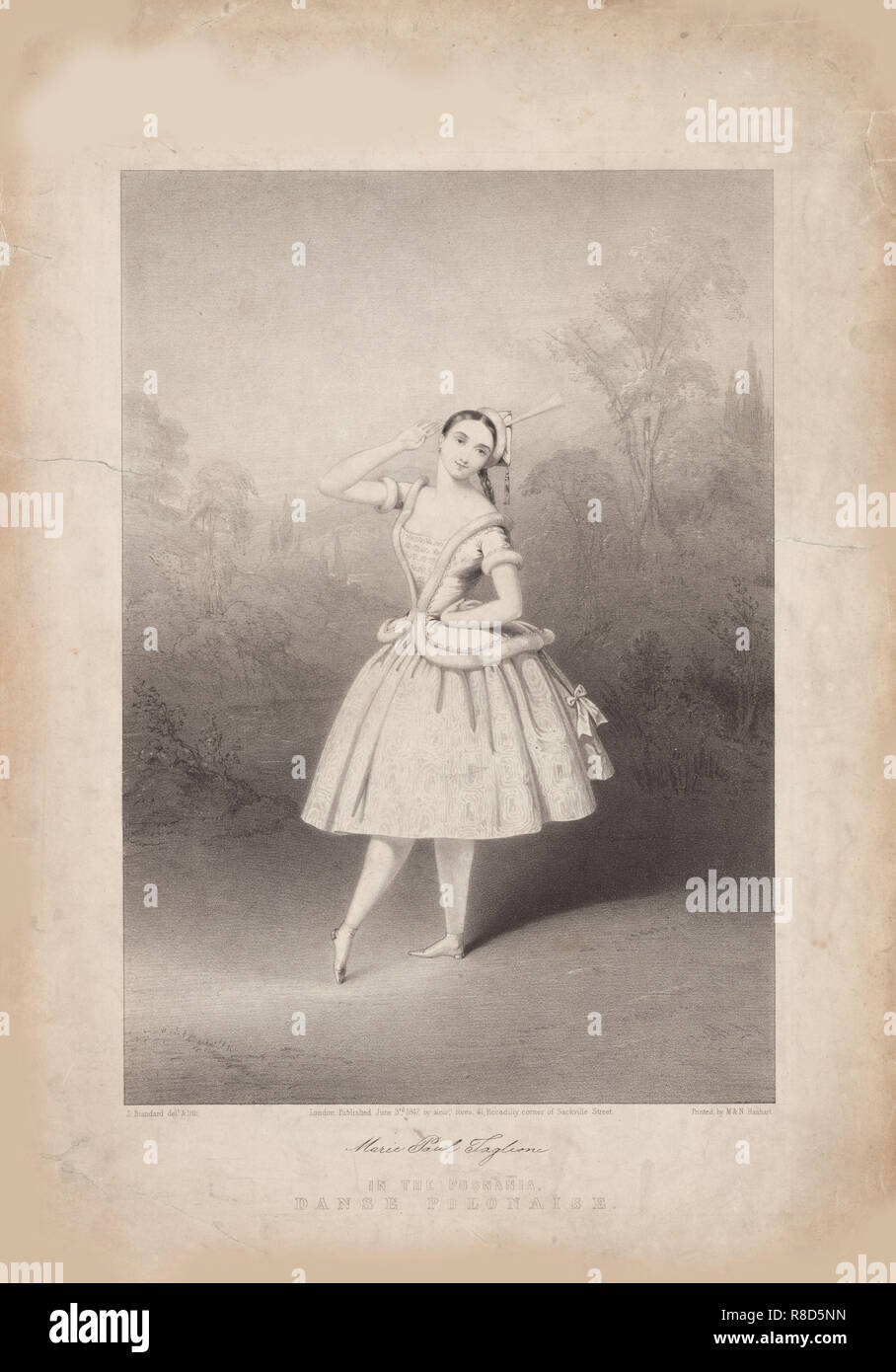Polonaise dance hi-res stock photography and images - Alamy