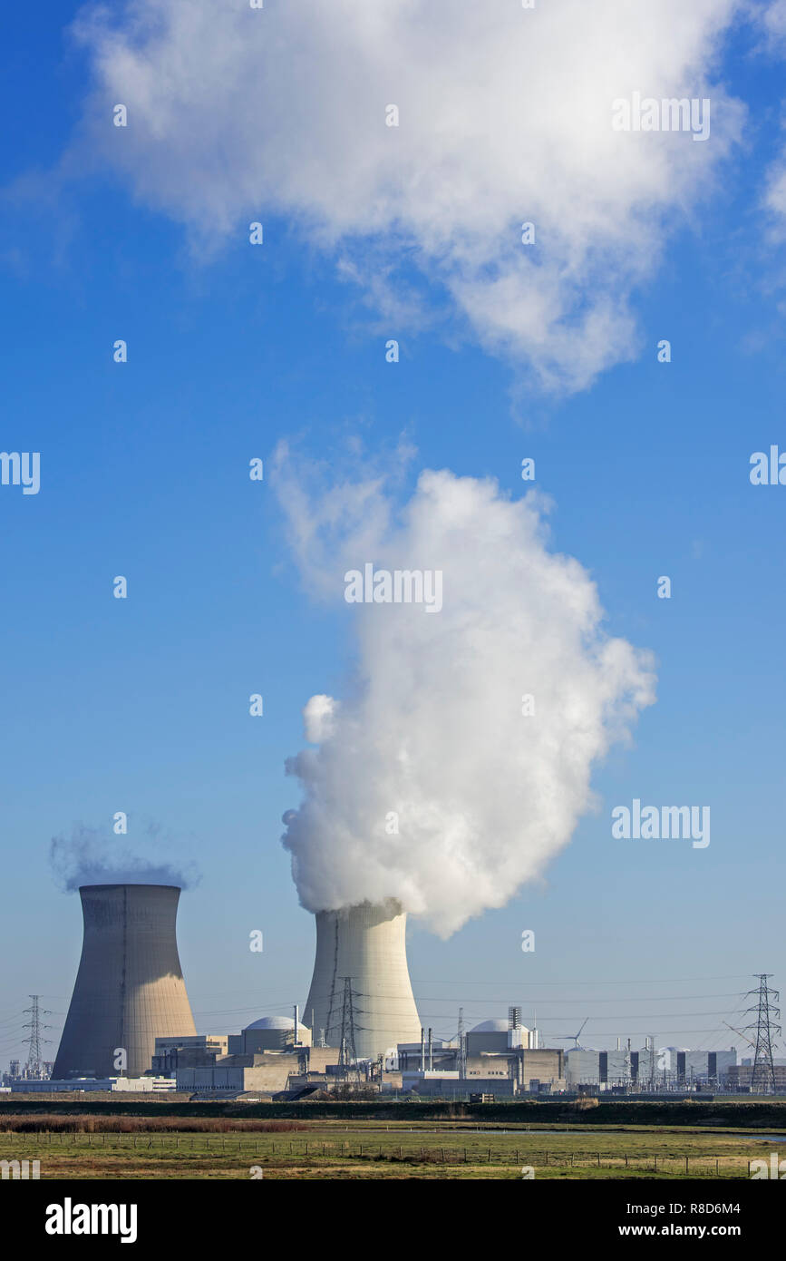 Nuclear reactor hi-res stock photography and images - Alamy