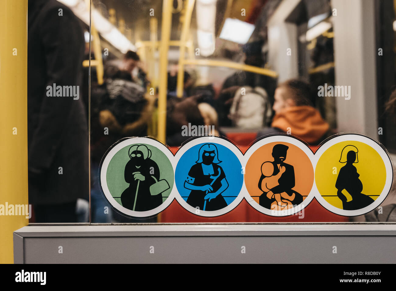 Tube sign seat hi-res stock photography and images - Alamy