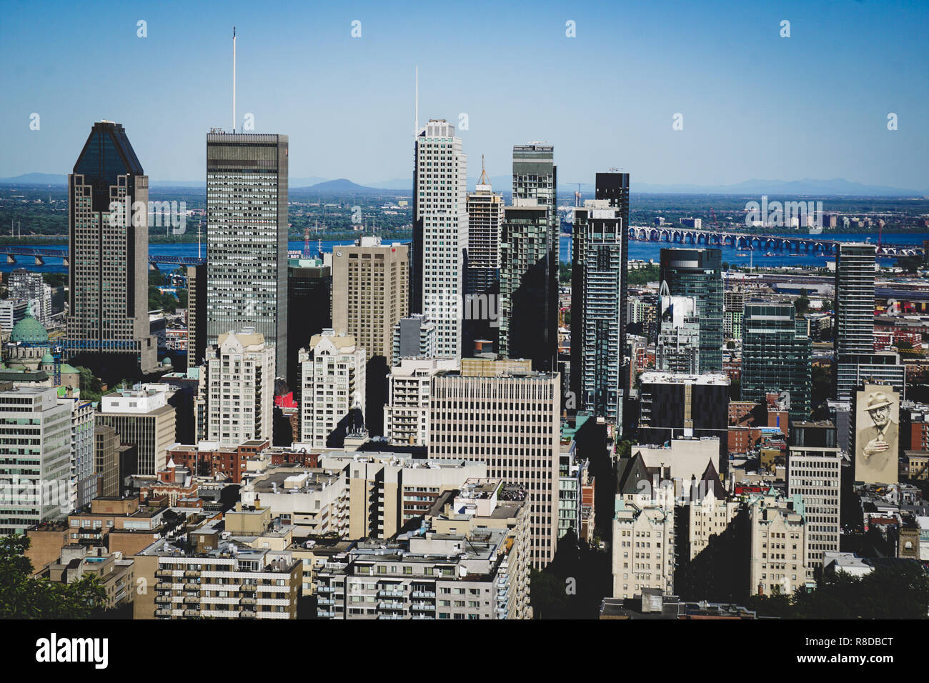 Montrealskyline hi-res stock photography and images - Alamy