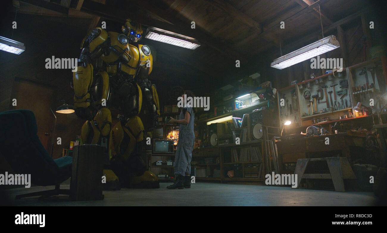 Bumblebee Hailee Steinfeld Charlie Paramount Pictures Photo Credit High ...
