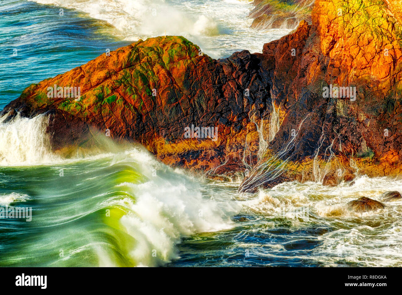 Rolling waves hi-res stock photography and images - Alamy