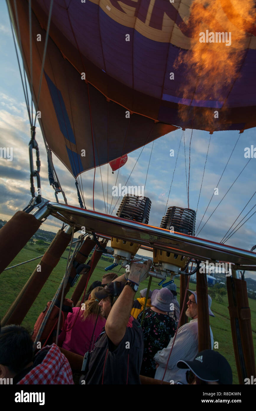 Gold Coast Hot Air Ballooning with Balloons Aloft from the Gold Coast ...