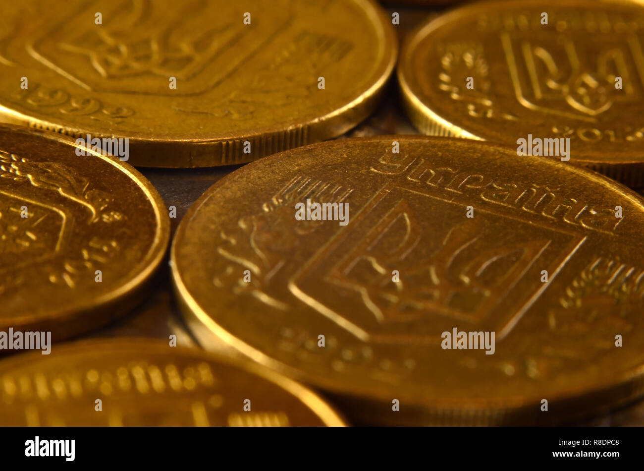 Coins ukraine ukrainian one hryvnia hi-res stock photography and images ...