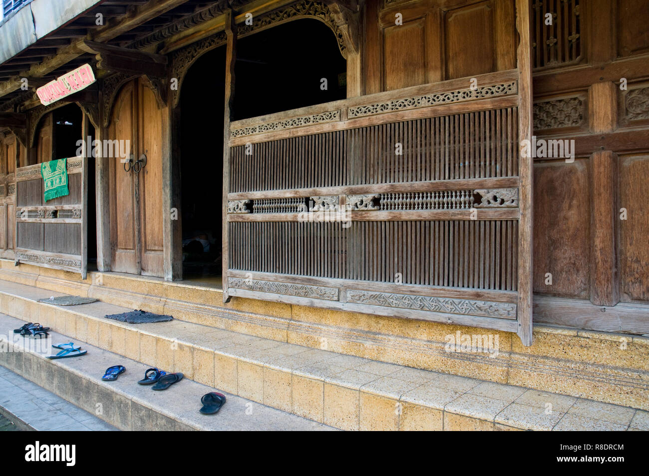 Java traditional house hi-res stock photography and images - Alamy