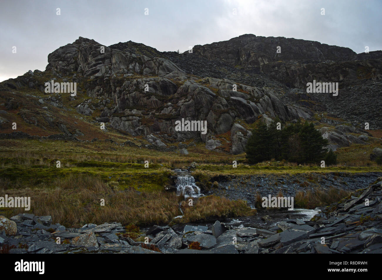 Cwmorthin slate quarry water hi-res stock photography and images - Alamy