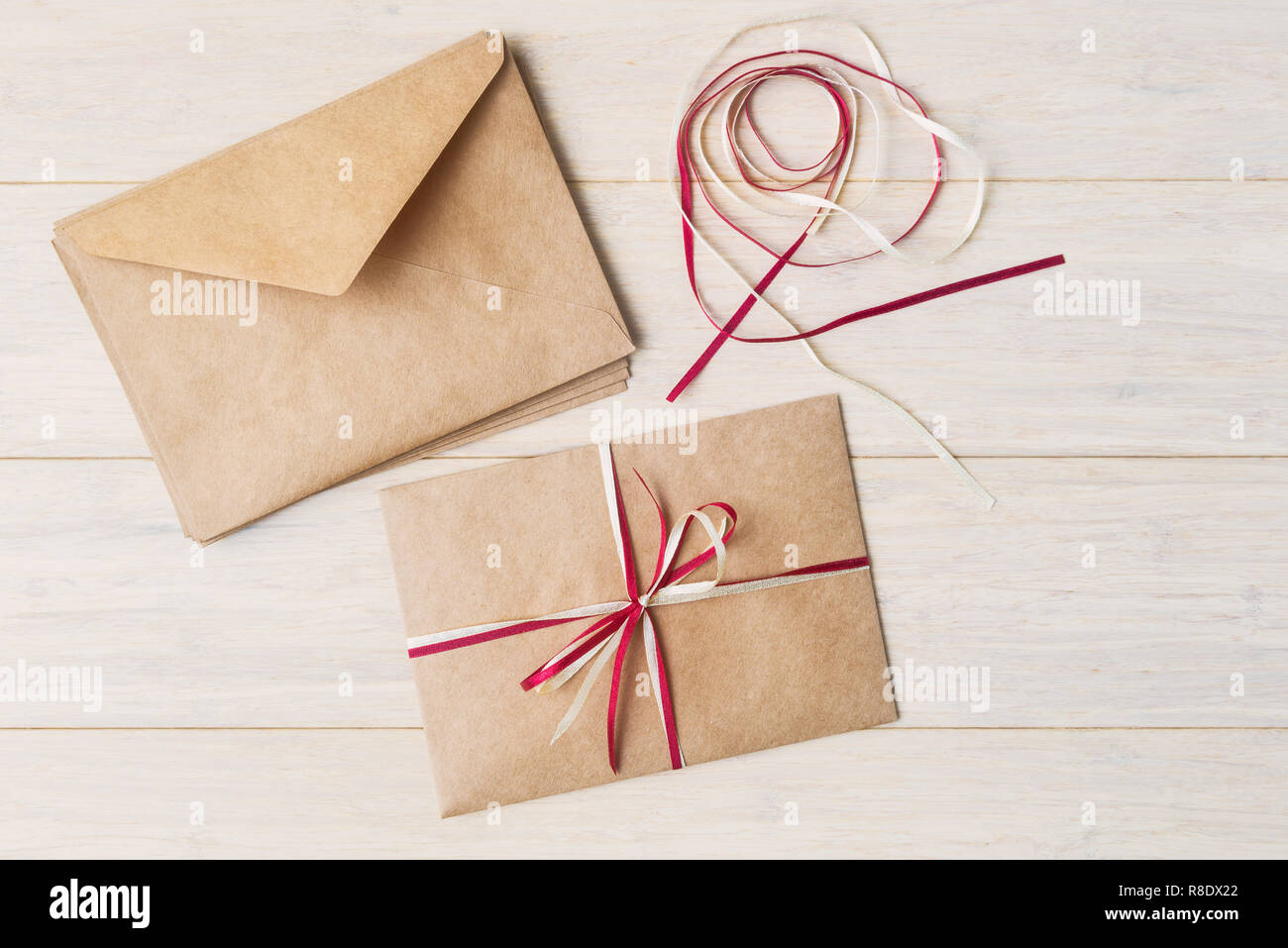 Stack of envelopes ribbon hi-res stock photography and images - Alamy