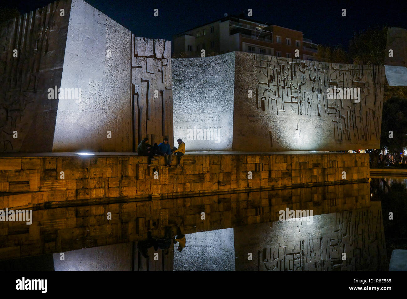 Monument to Christopher Columbus, Colombus square, Madrid, Spain Stock ...