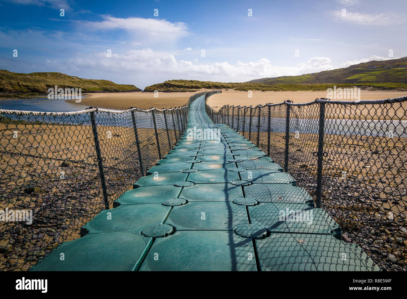 Walking to the Barley Cove Beach, West Cork, Ireland Stock Photo - Alamy