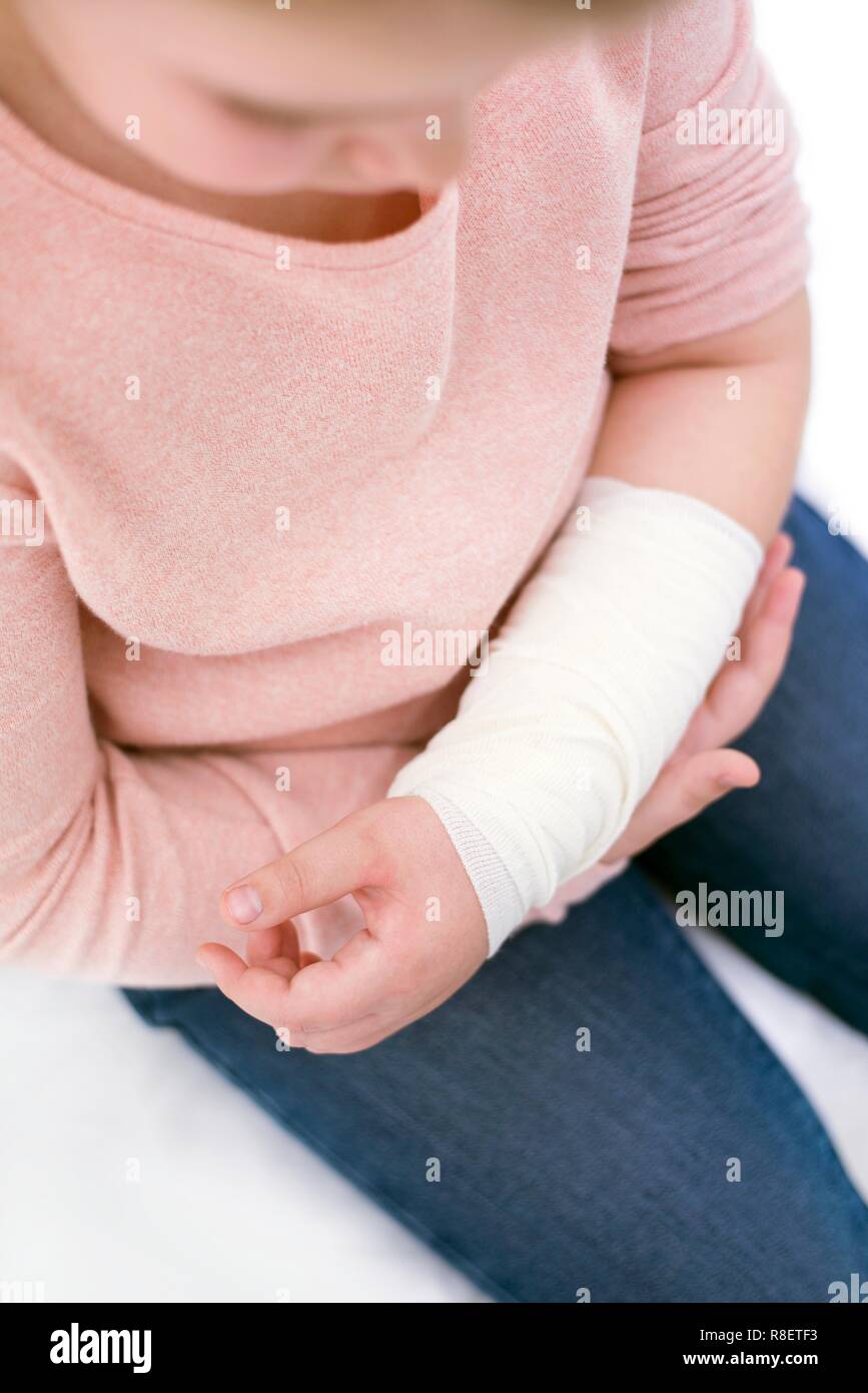Bandaged hi-res stock photography and images - Alamy