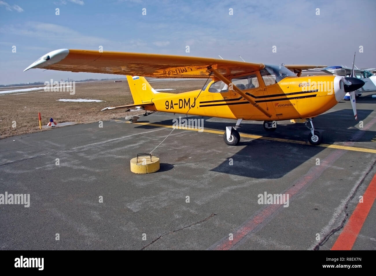 Cessna airplane hi-res stock photography and images - Alamy