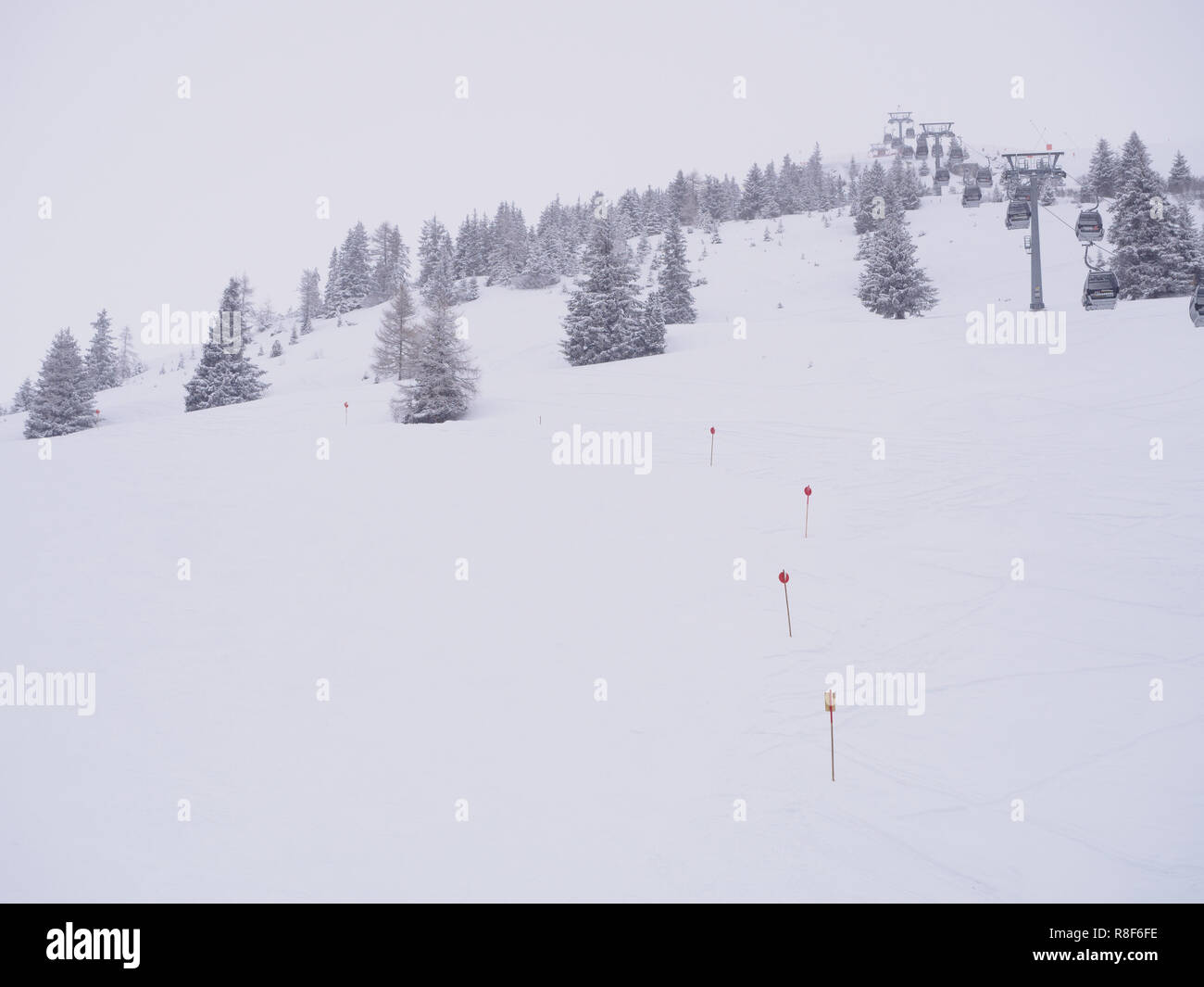 Red pine gondola hi-res stock photography and images - Alamy