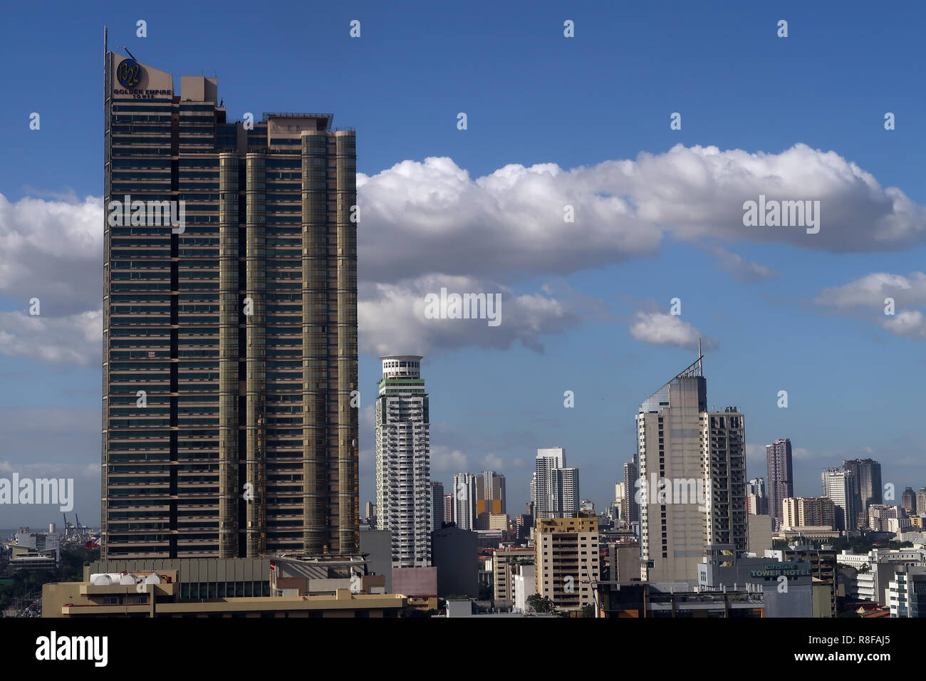 Skyline of Ermita district in Manila Philippines Stock Photo - Alamy