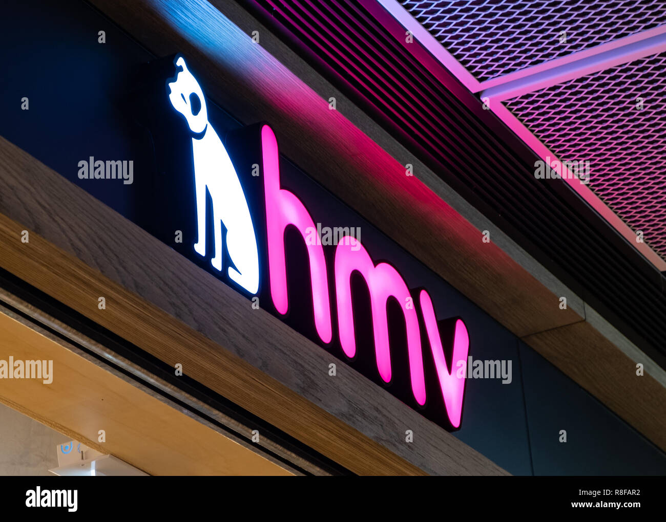 Hmv interior hi-res stock photography and images - Alamy