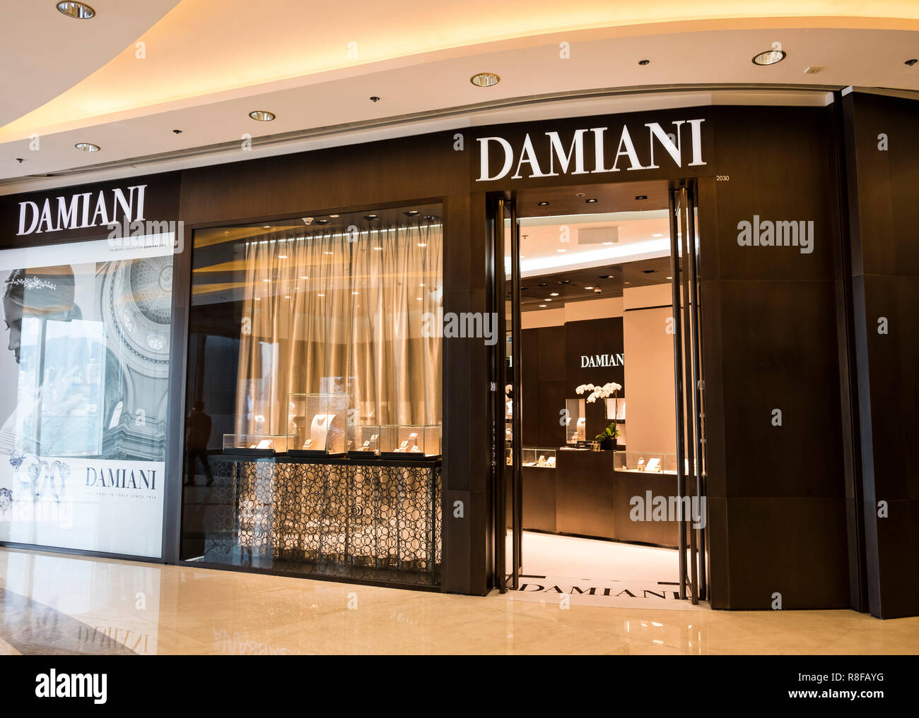 Damiani shop hi-res stock photography and images - Alamy