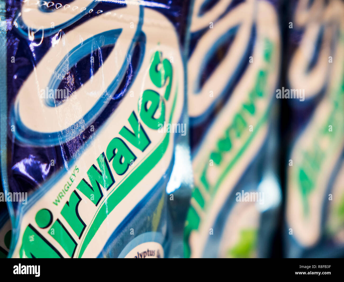 Airwaves hi-res stock photography and images - Alamy