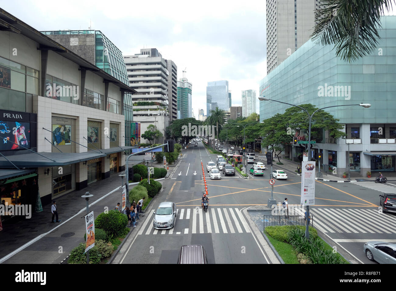 Makati avenue hi-res stock photography and images - Alamy
