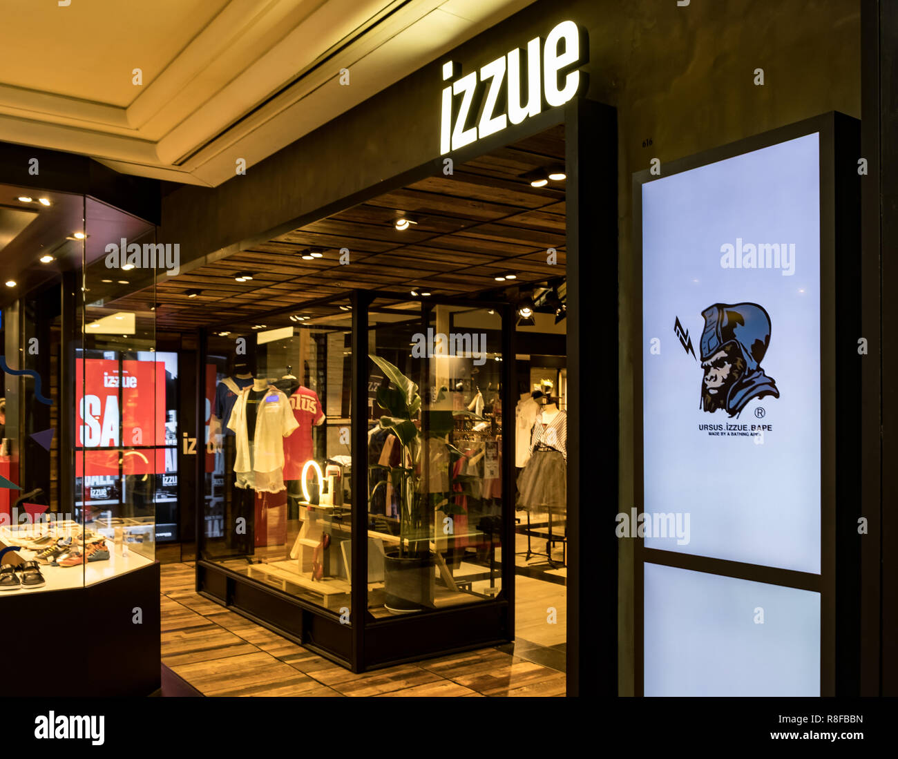 Izzue hi-res stock photography and images - Alamy