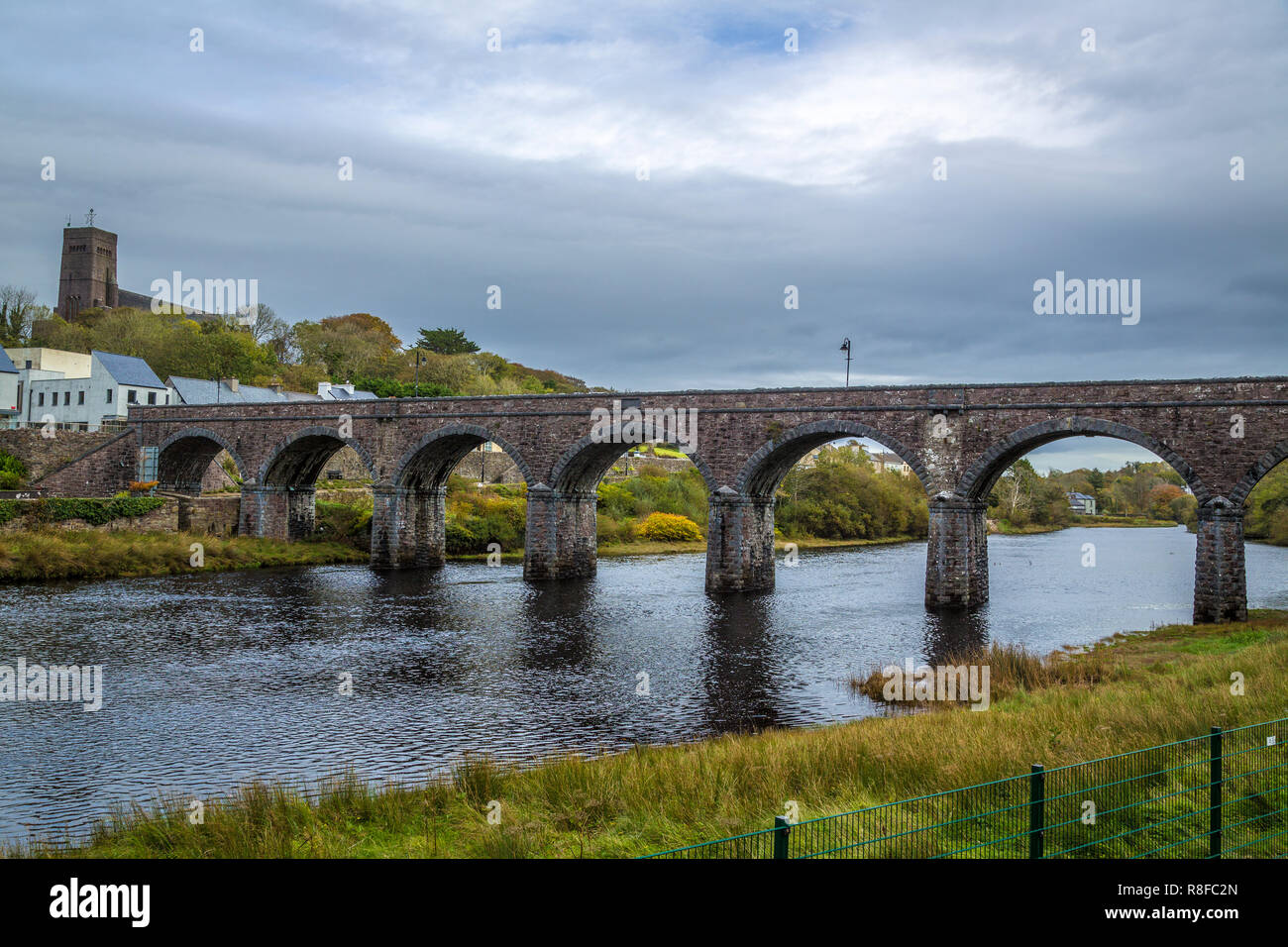 Newport ireland hi-res stock photography and images - Alamy