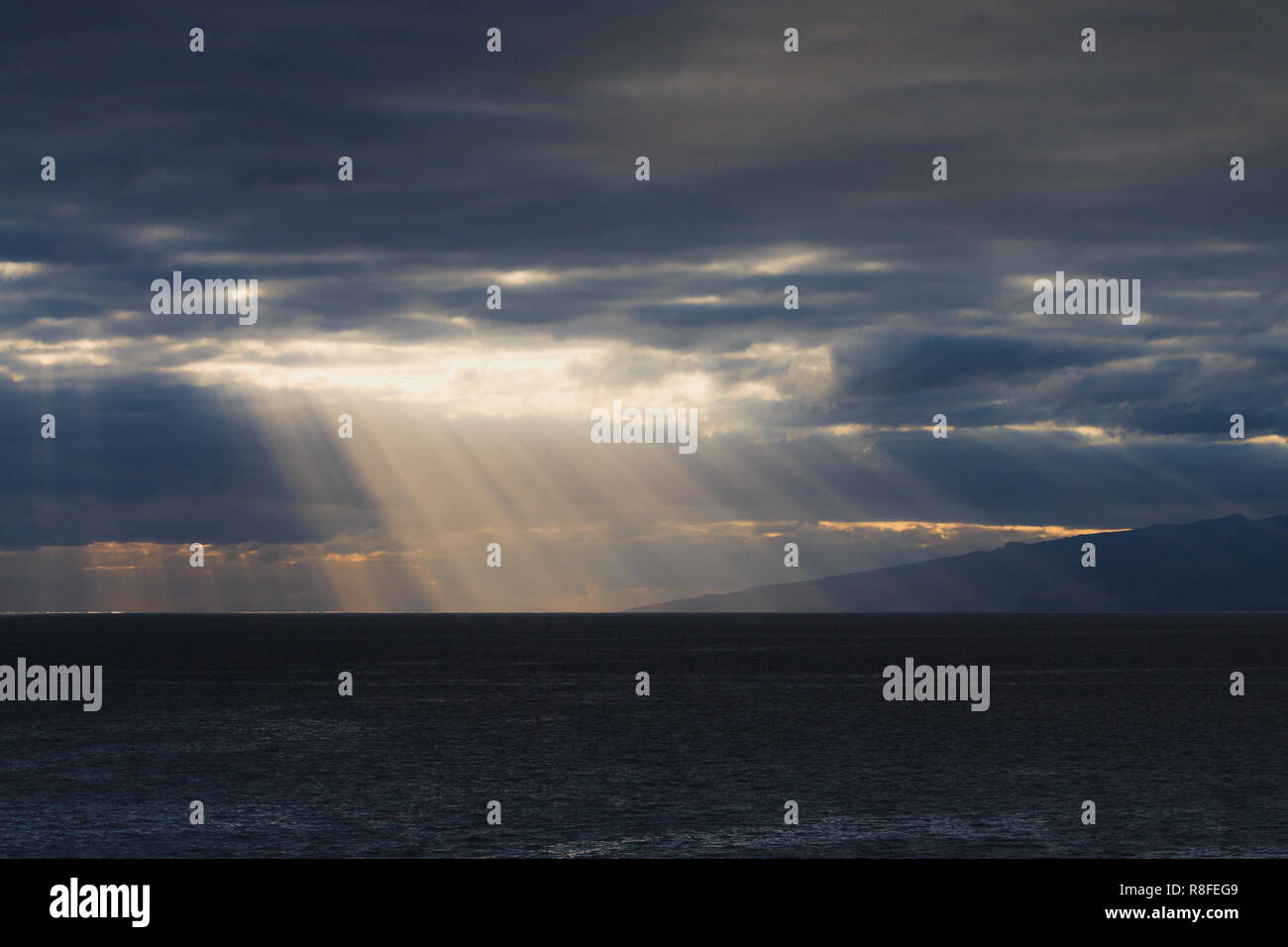 Sun rays are shining through the clouds Stock Photo - Alamy