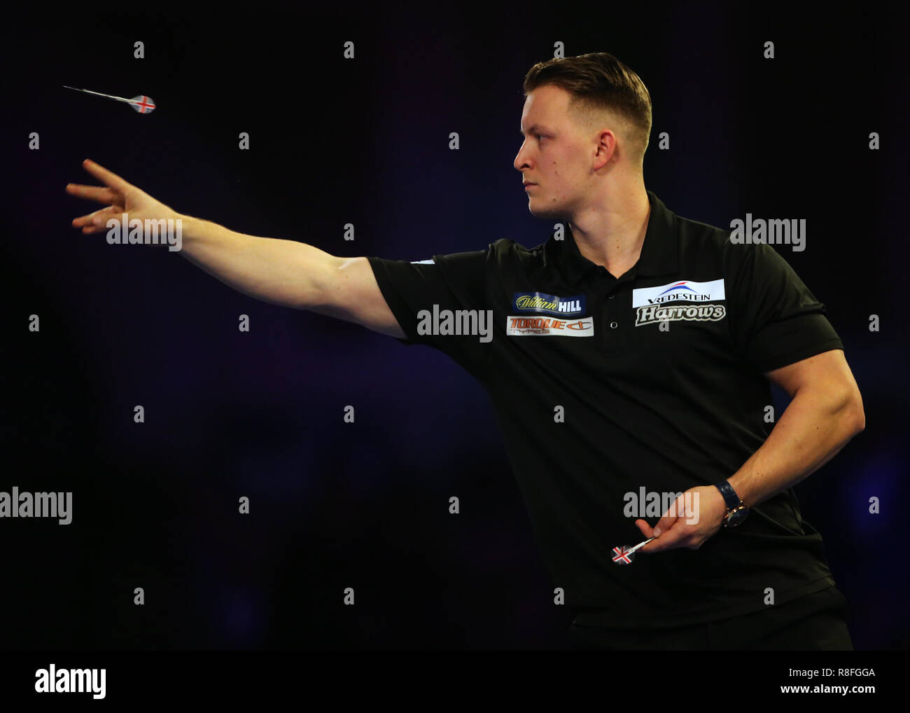 Josh payne darts hi-res stock photography and images - Alamy