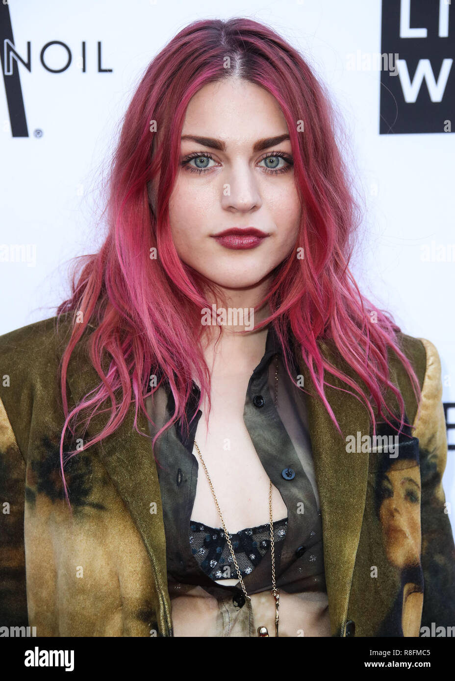 BEVERLY HILLS, LOS ANGELES, CA, USA - APRIL 08: Frances Bean Cobain at ...