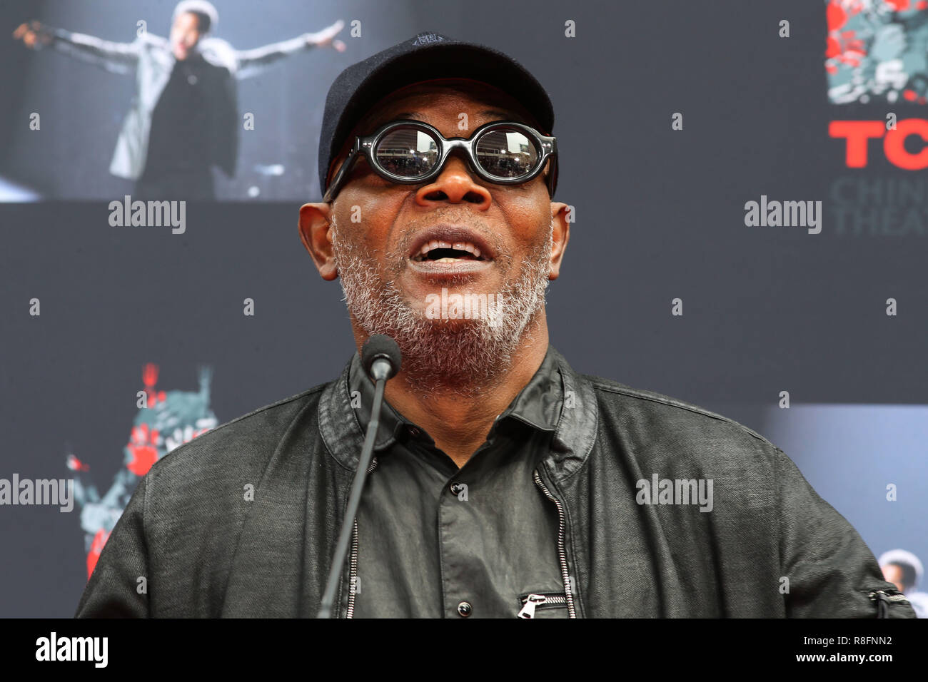 HOLLYWOOD, CA - MARCH 07: Samuel L. Jackson at the Lionel Richie Hand ...