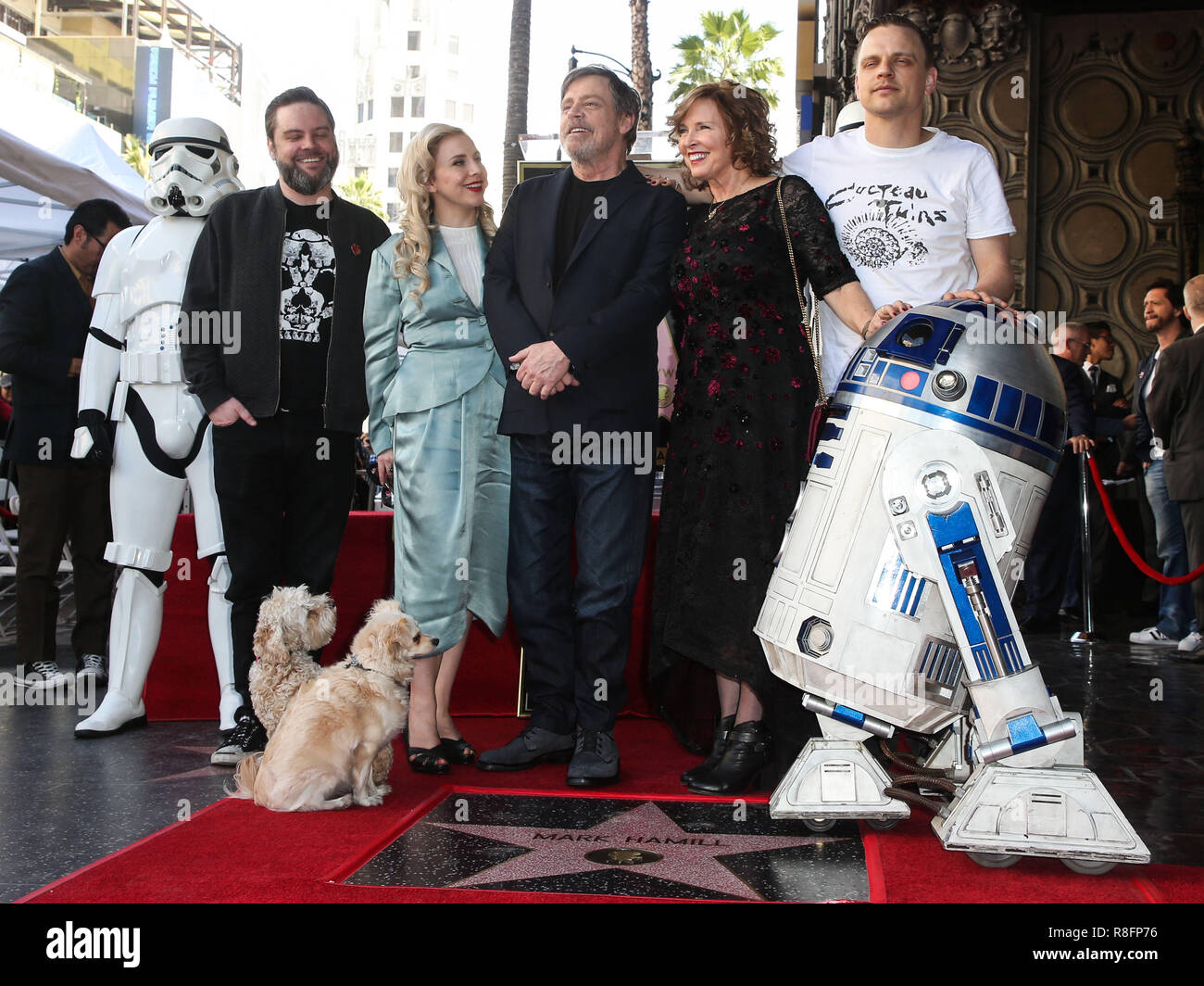 HOLLYWOOD, CA - MARCH 08: Mark Hamill, Marilou York, Chelsea Hamill ...
