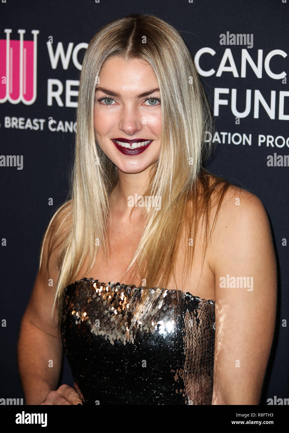 BEVERLY HILLS, LOS ANGELES, CA, USA - FEBRUARY 27: Jessica Hart at The ...