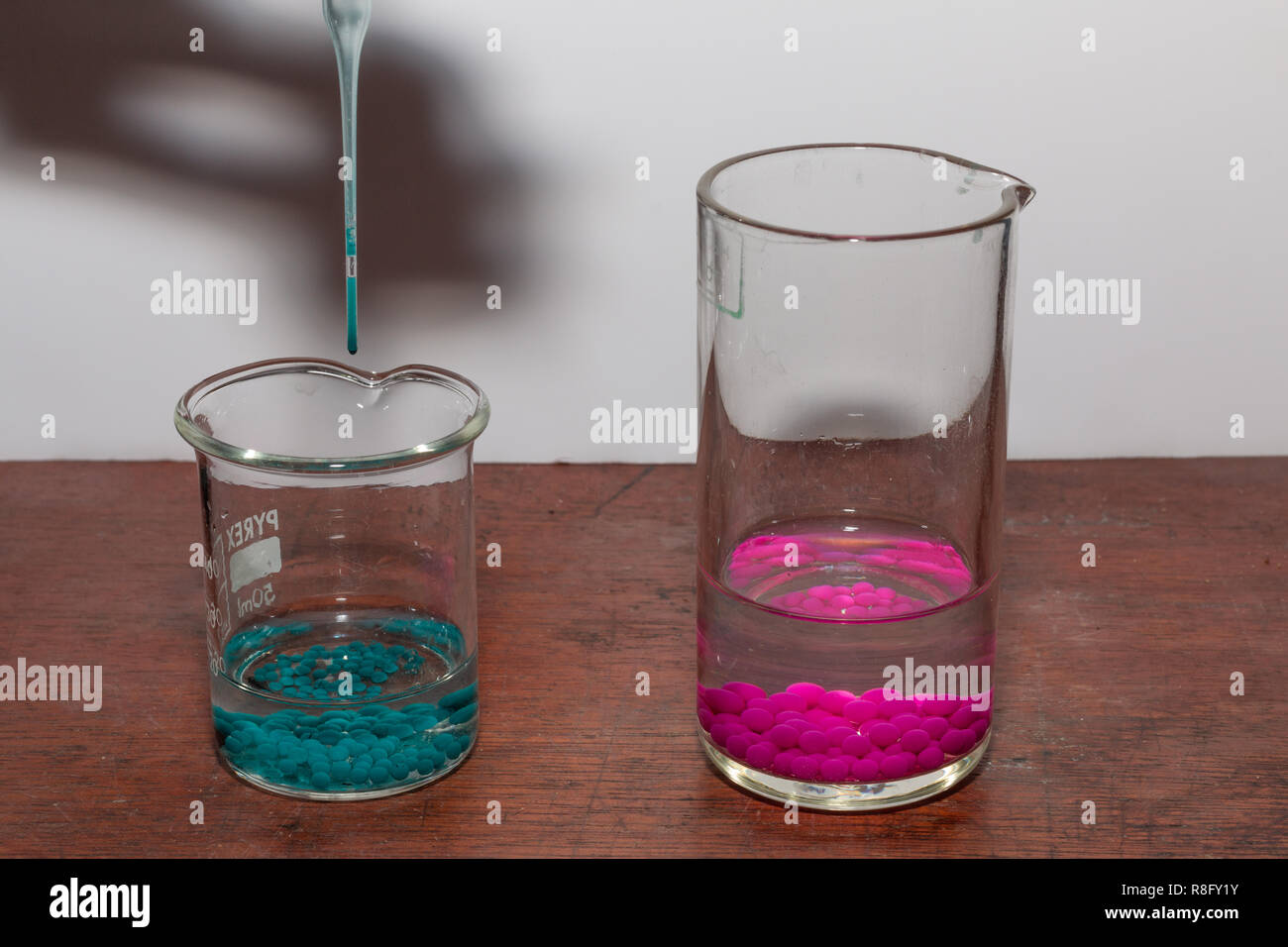 Alginate balls hi-res stock photography and images - Alamy