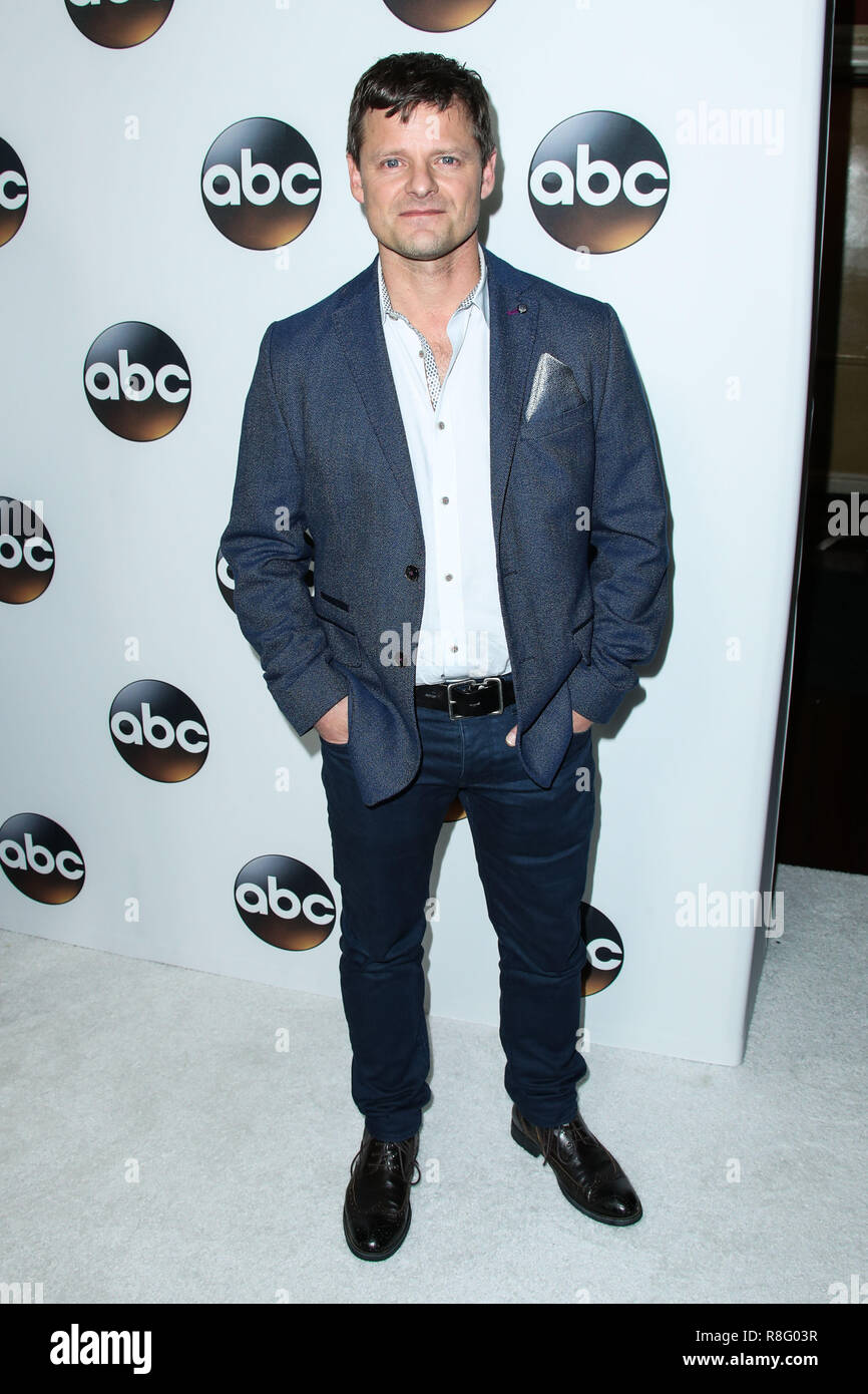 PASADENA, LOS ANGELES, CA, USA - JANUARY 08: Steve Zahn at the Disney ...