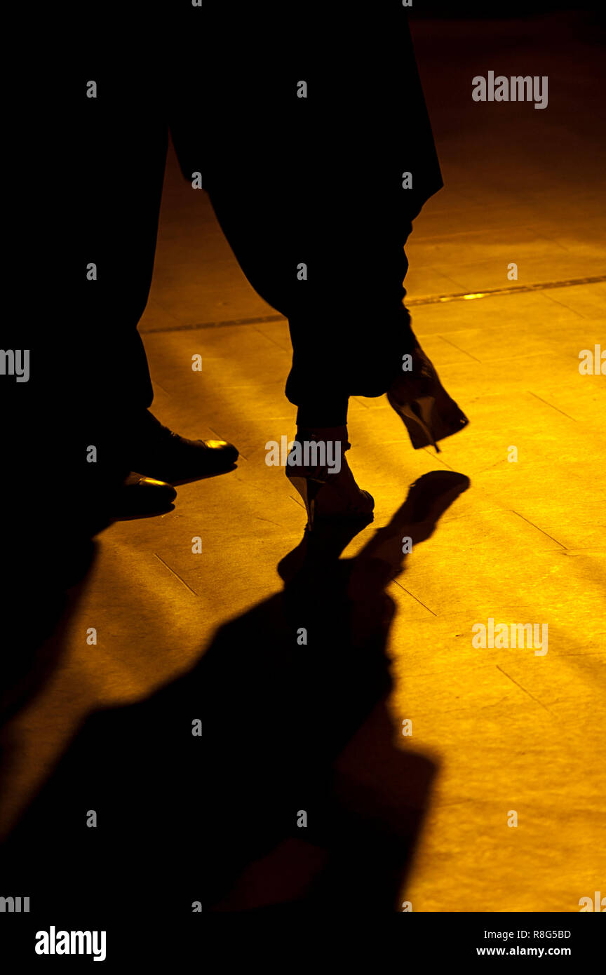 Girl dancing backlight hi-res stock photography and images - Alamy