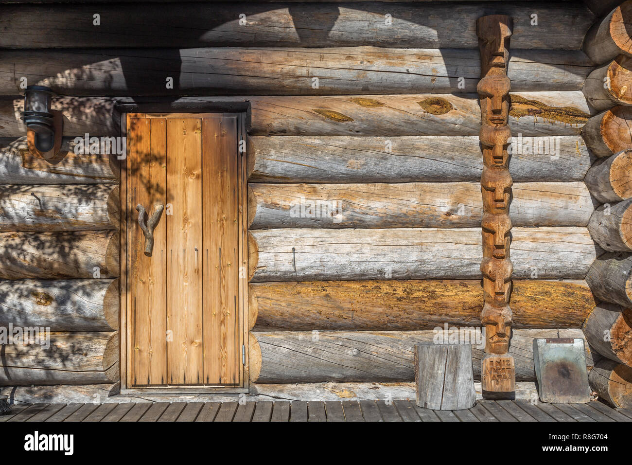 Finnish wooden loghouse in the forest of Lapland Stock Photo - Alamy