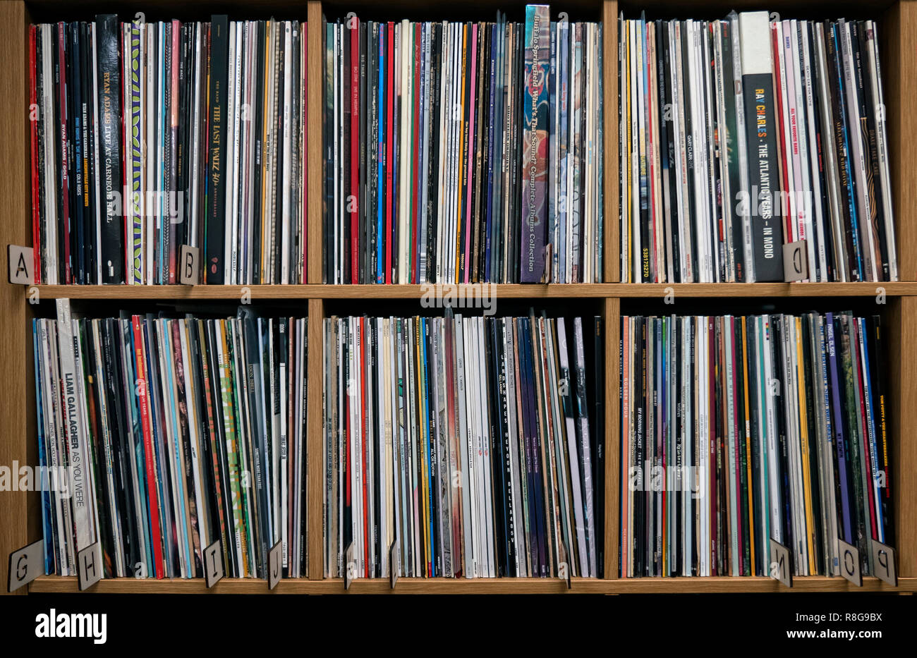 Vinyl record collection hi-res stock photography and images - Alamy
