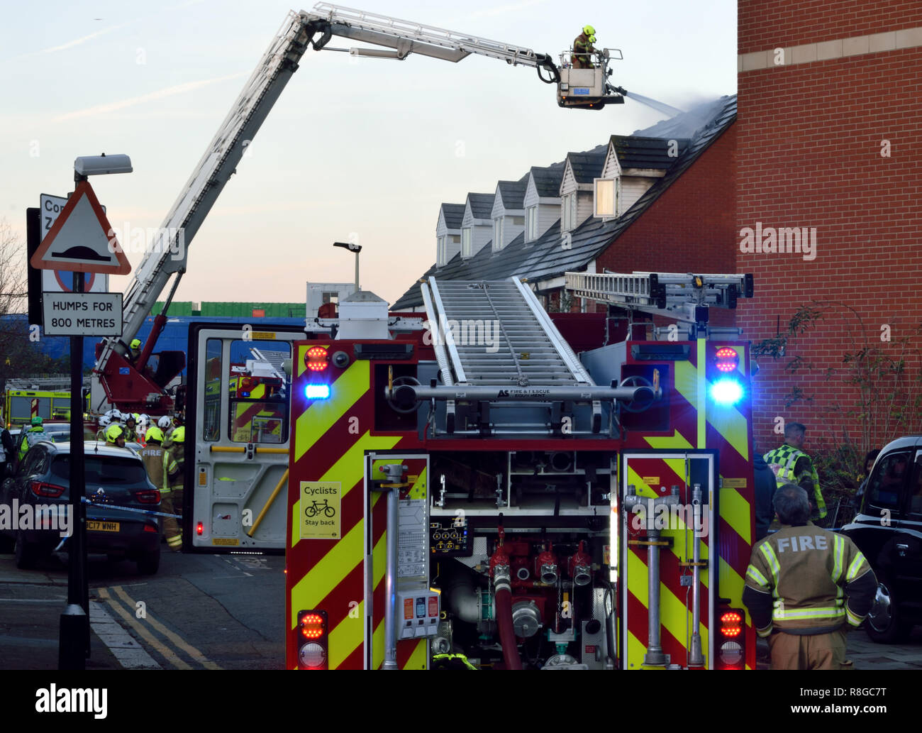 Fire engine emergency blue lights uk hi-res stock photography and ...