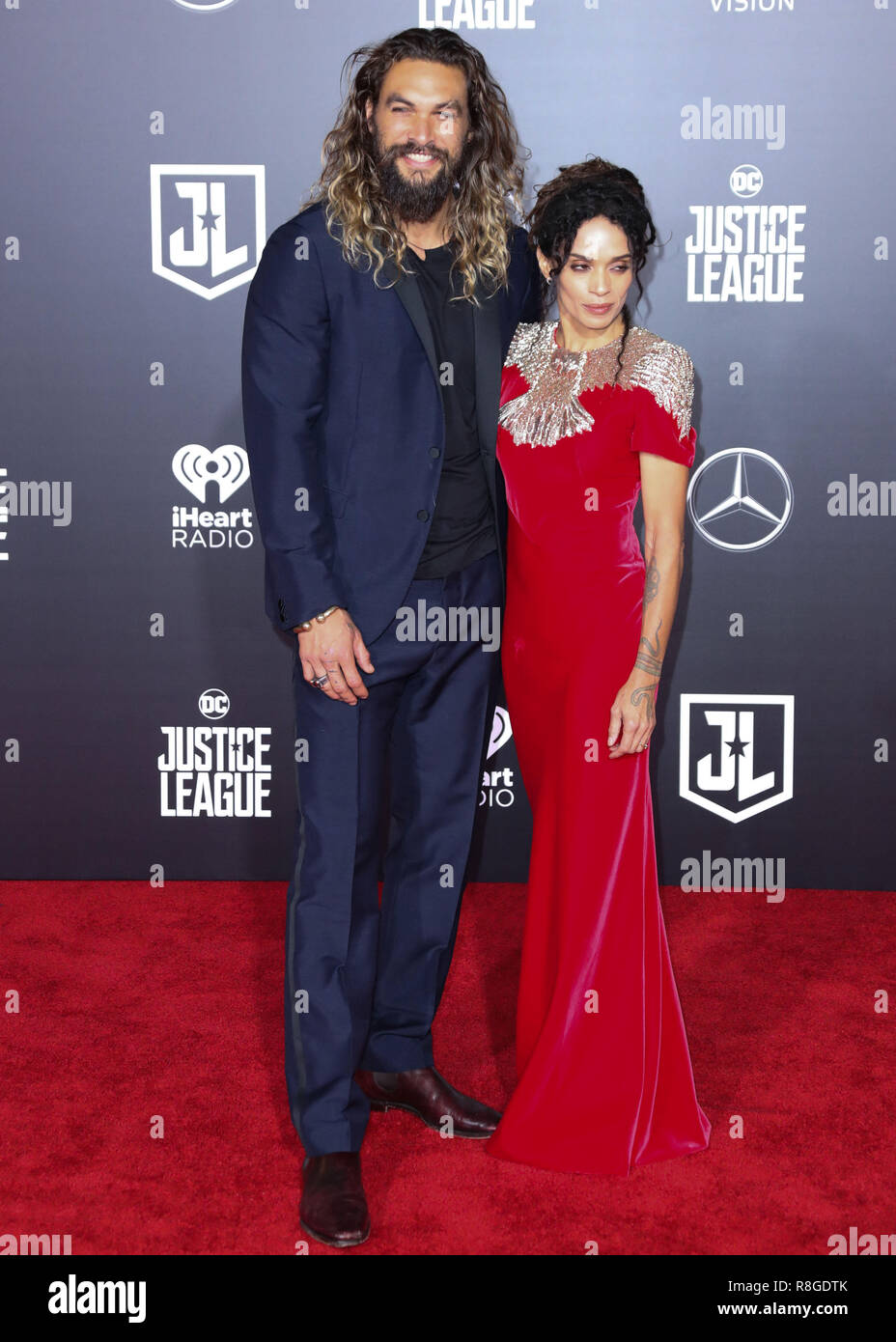 HOLLYWOOD, LOS ANGELES, CA, USA - NOVEMBER 13: Jason Momoa, Lisa Bonet ...