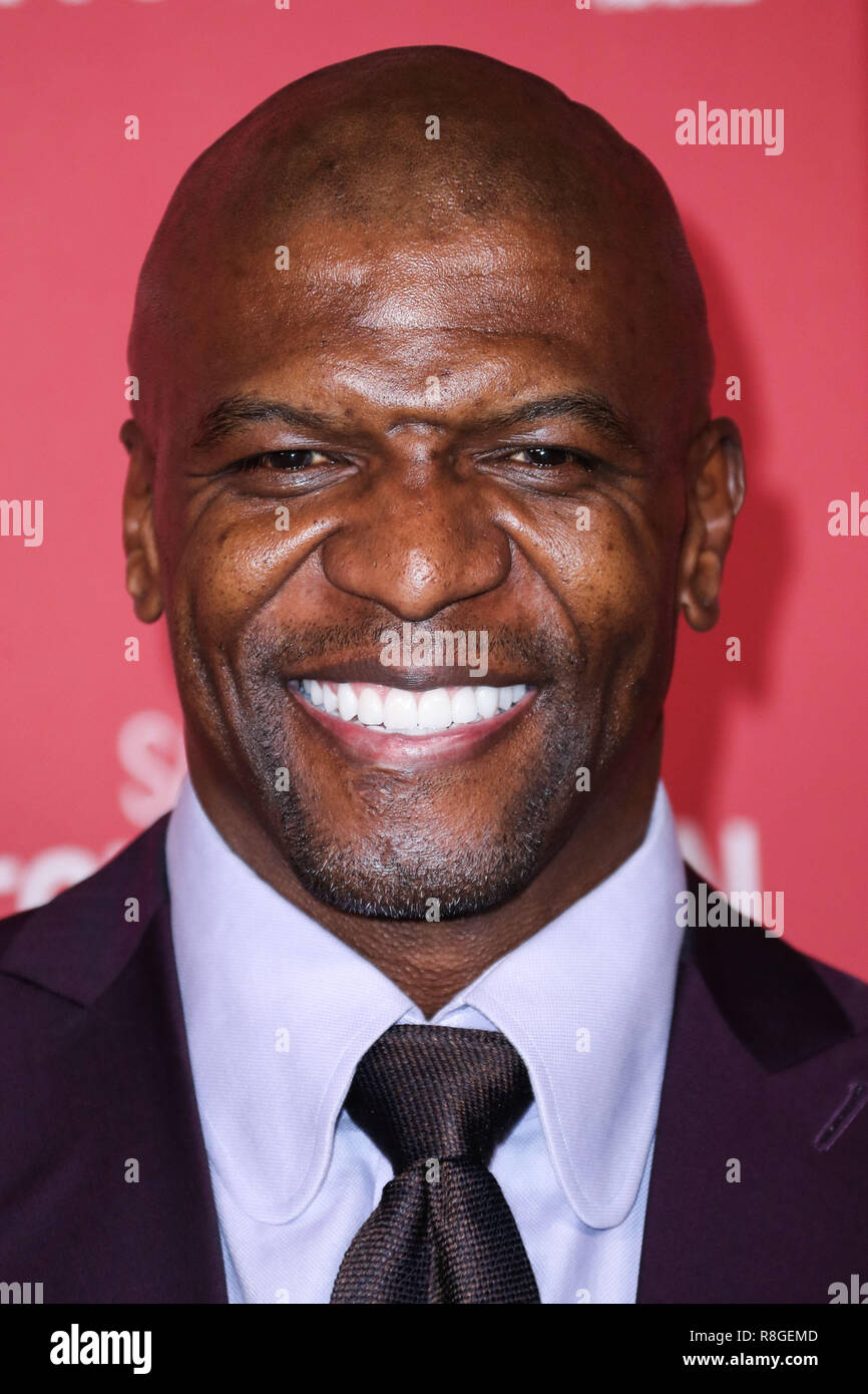 BEVERLY HILLS, LOS ANGELES, CA, USA - NOVEMBER 09: Terry Crews arrives ...