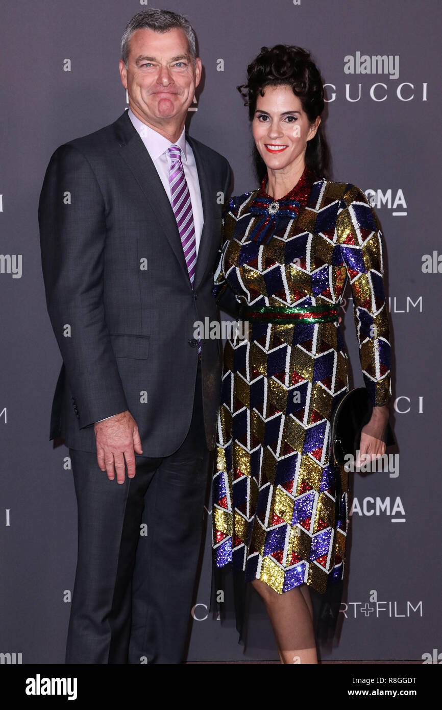 LOS ANGELES, CA, USA - NOVEMBER 04: Antony Ressler, Jami Gertz arrive ...