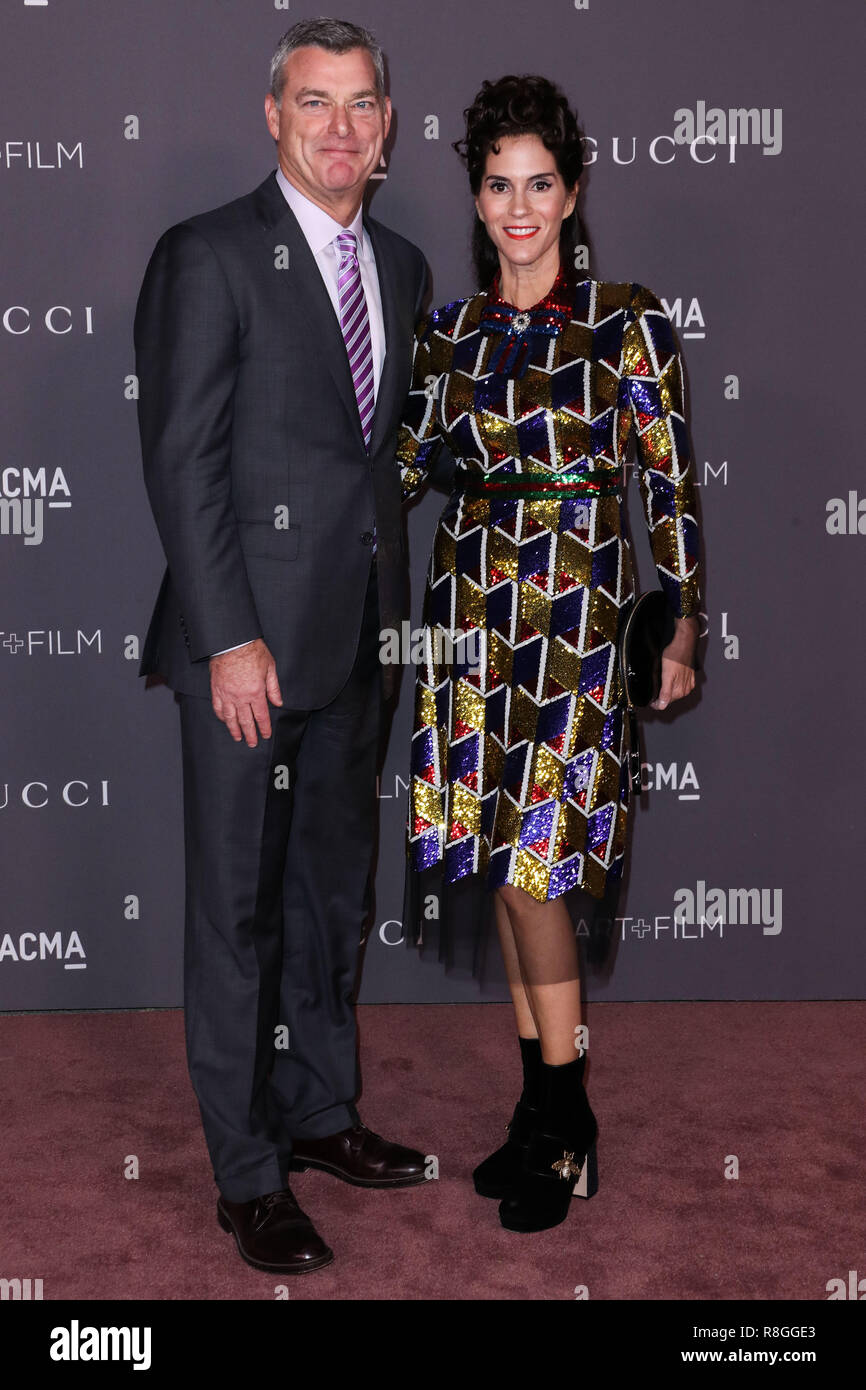 LOS ANGELES, CA, USA - NOVEMBER 04: Antony Ressler, Jami Gertz arrive ...