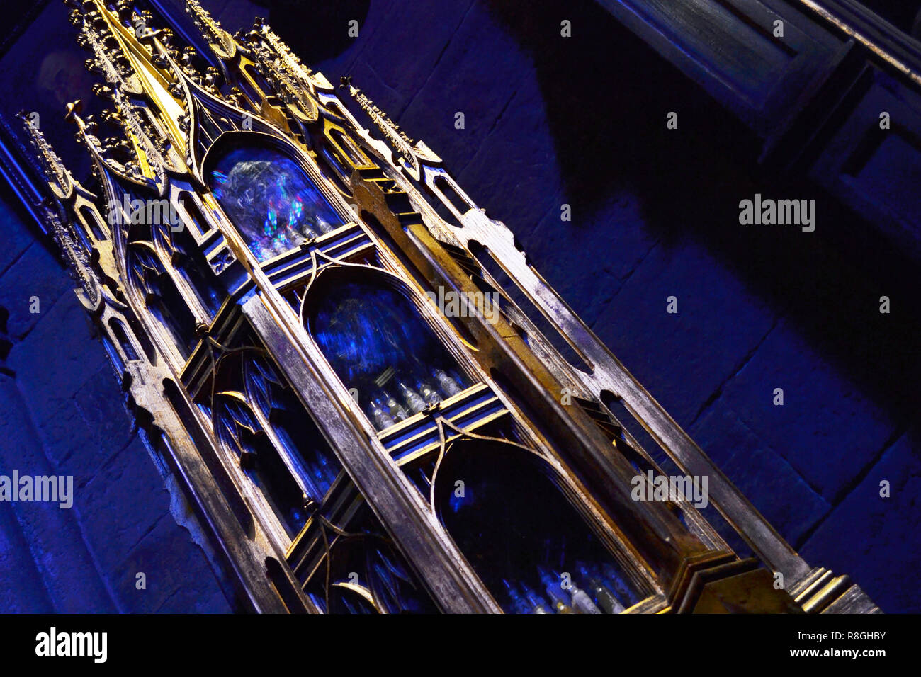 Memory Vials in the Memory cabinet inside Professor Dumbledore's Office ...