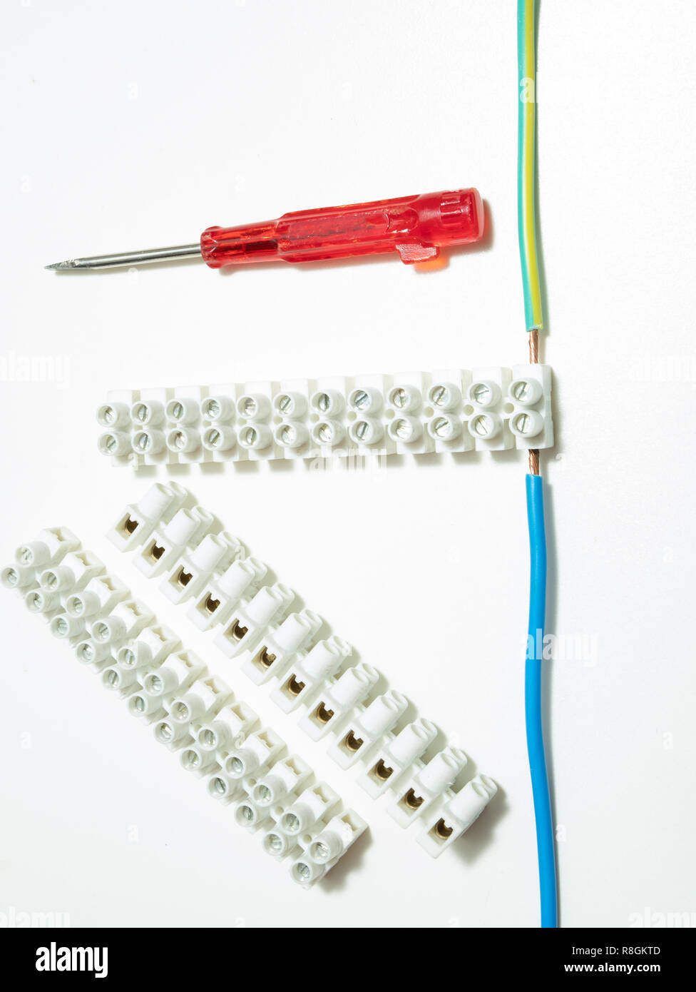 Connector plates hi-res stock photography and images - Alamy