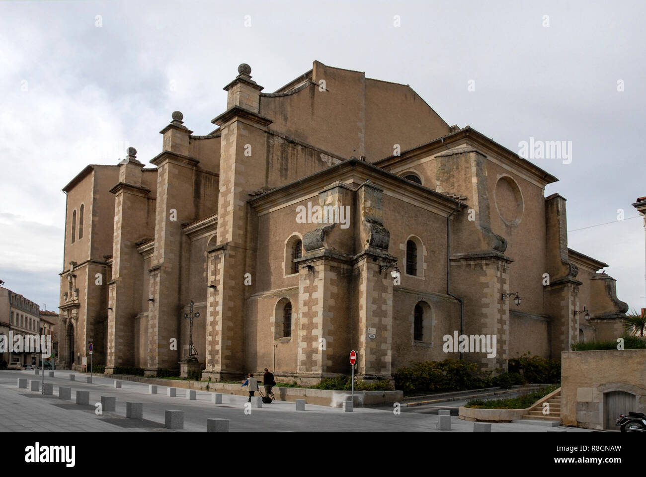 Castres st benoits cathedral hi-res stock photography and images - Alamy