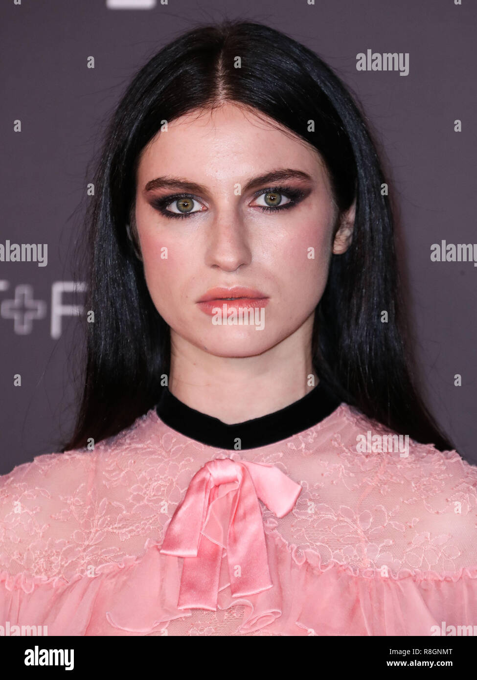 LOS ANGELES, CA, USA - NOVEMBER 04: Tali Lennox arrives at the 2017 ...