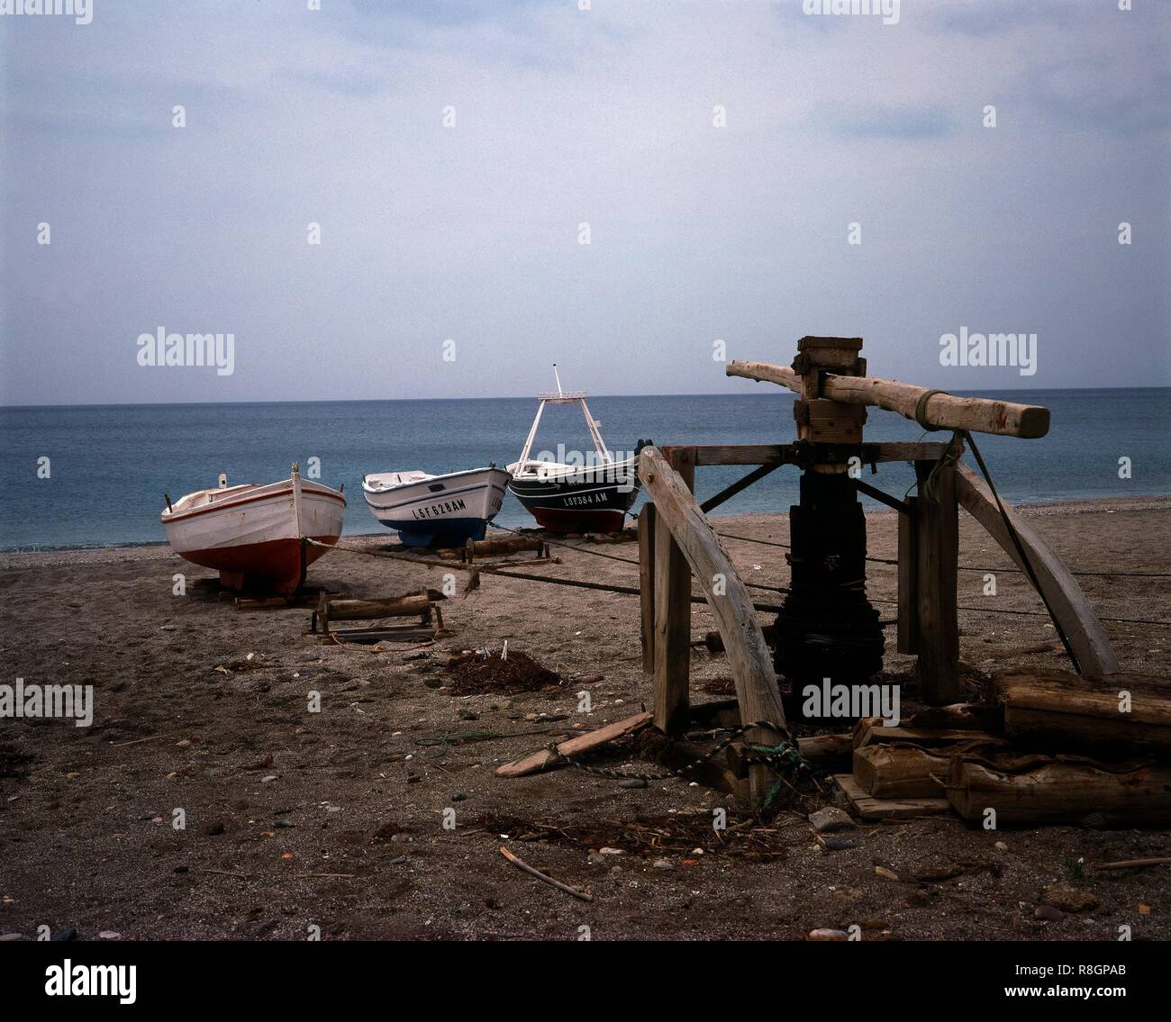 PLAYA-EMBARCADERO CON POSTE PARA LA SUJECION DE LAS BARCAS. Location ...