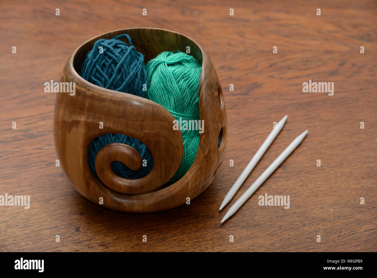 Yarnbowl hi-res stock photography and images - Alamy