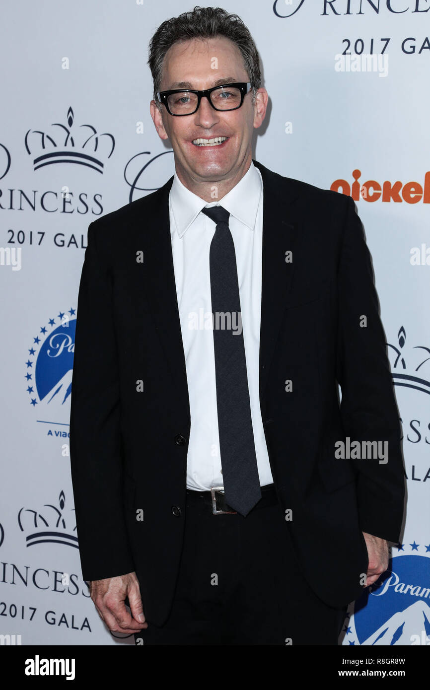 Uncle Howie Tom Kenny