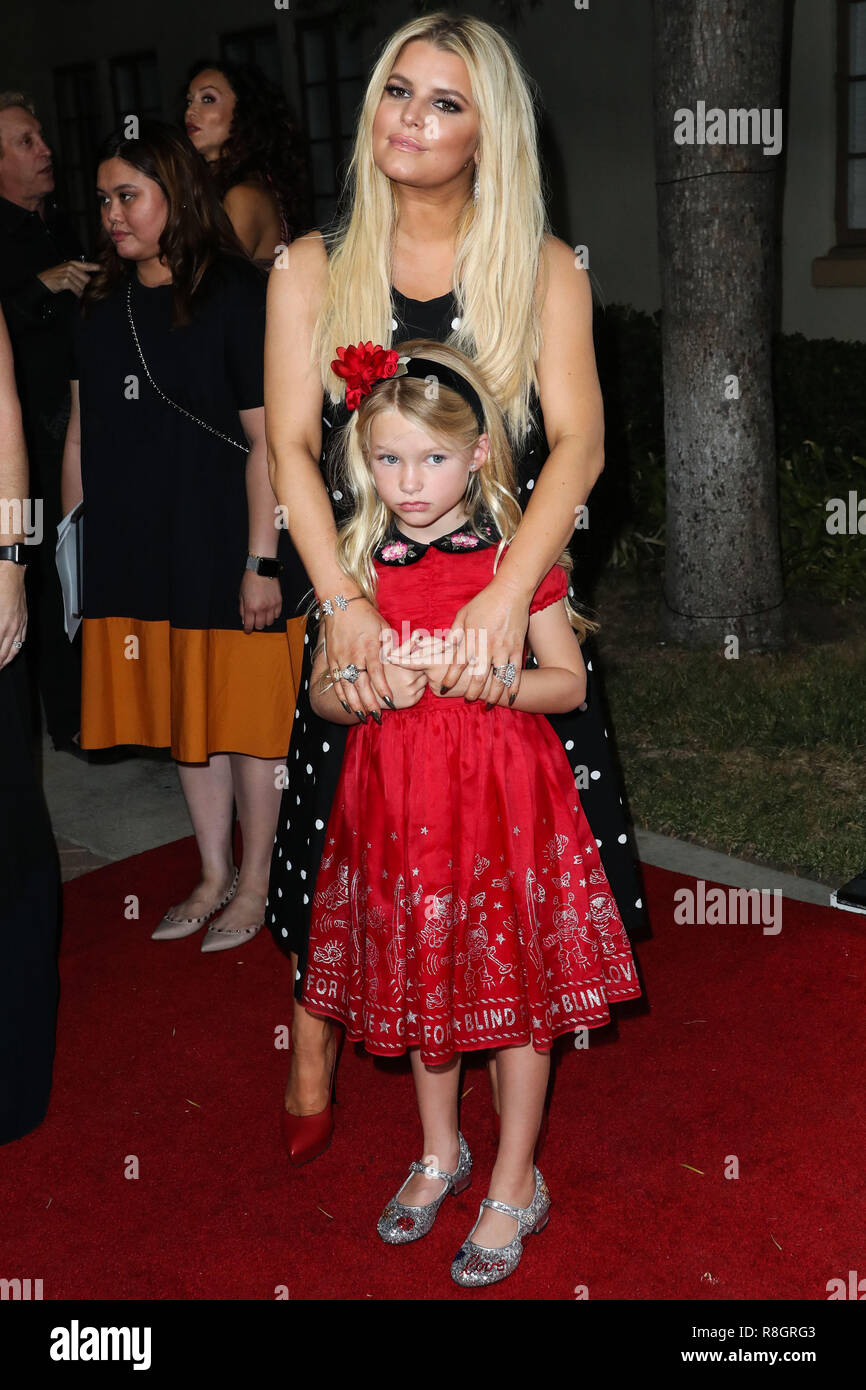 Lisa simpson photography hi-res stock photography and images - Alamy