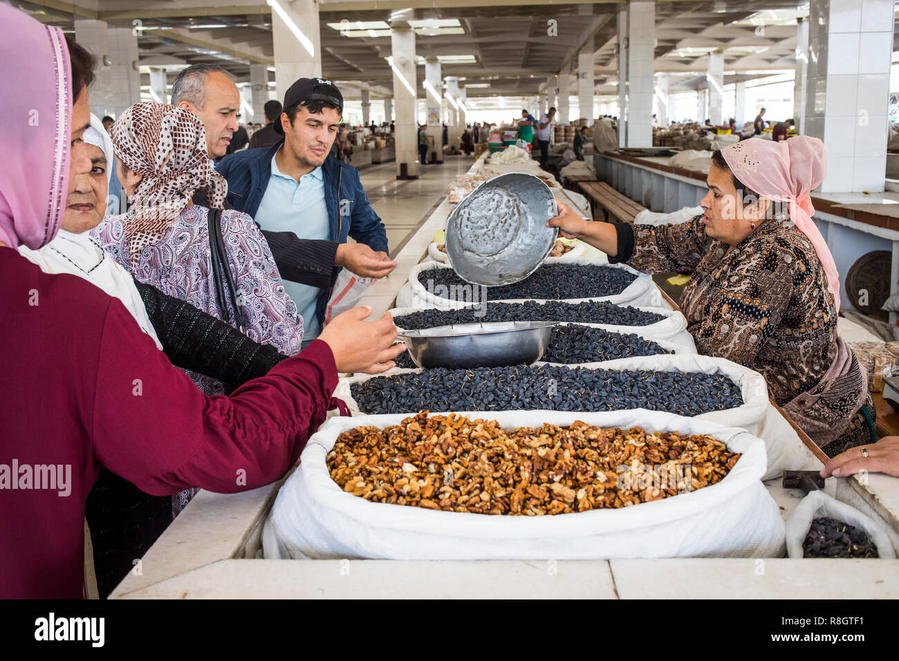 Samarkand nuts hi-res stock photography and images - Alamy